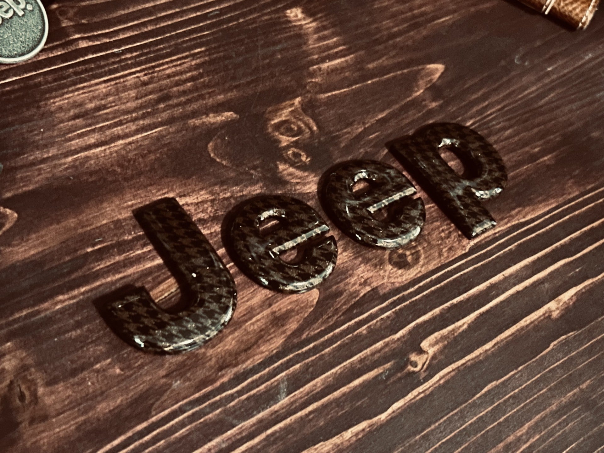 Jeep Cherokee Dark Brown Houndstooth Front Hood Emblem – Deep Blue Chrome