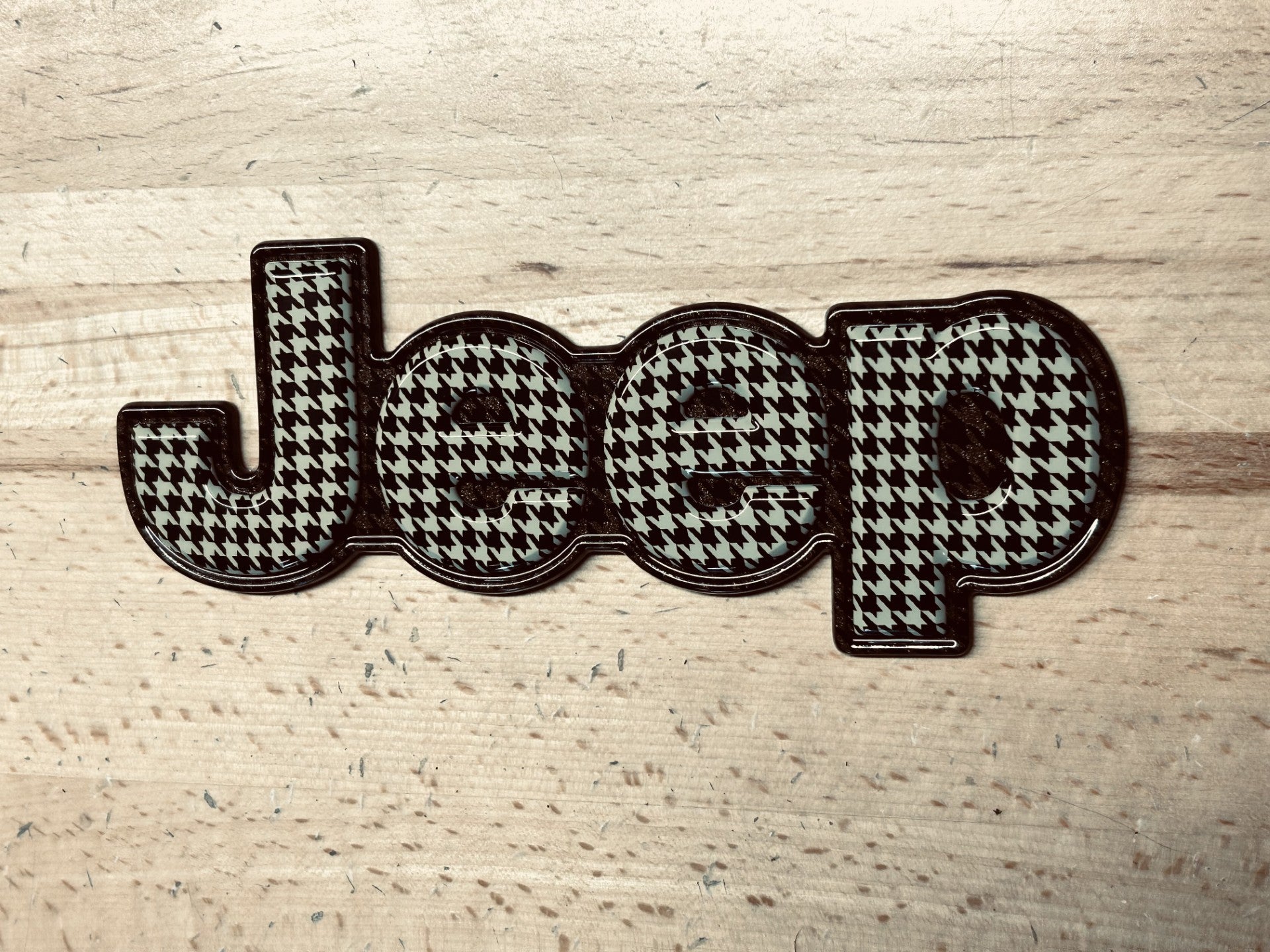 Jeep Renegade Brown & Tan Houndstooth Tailgate Emblem – Deep Blue Chrome