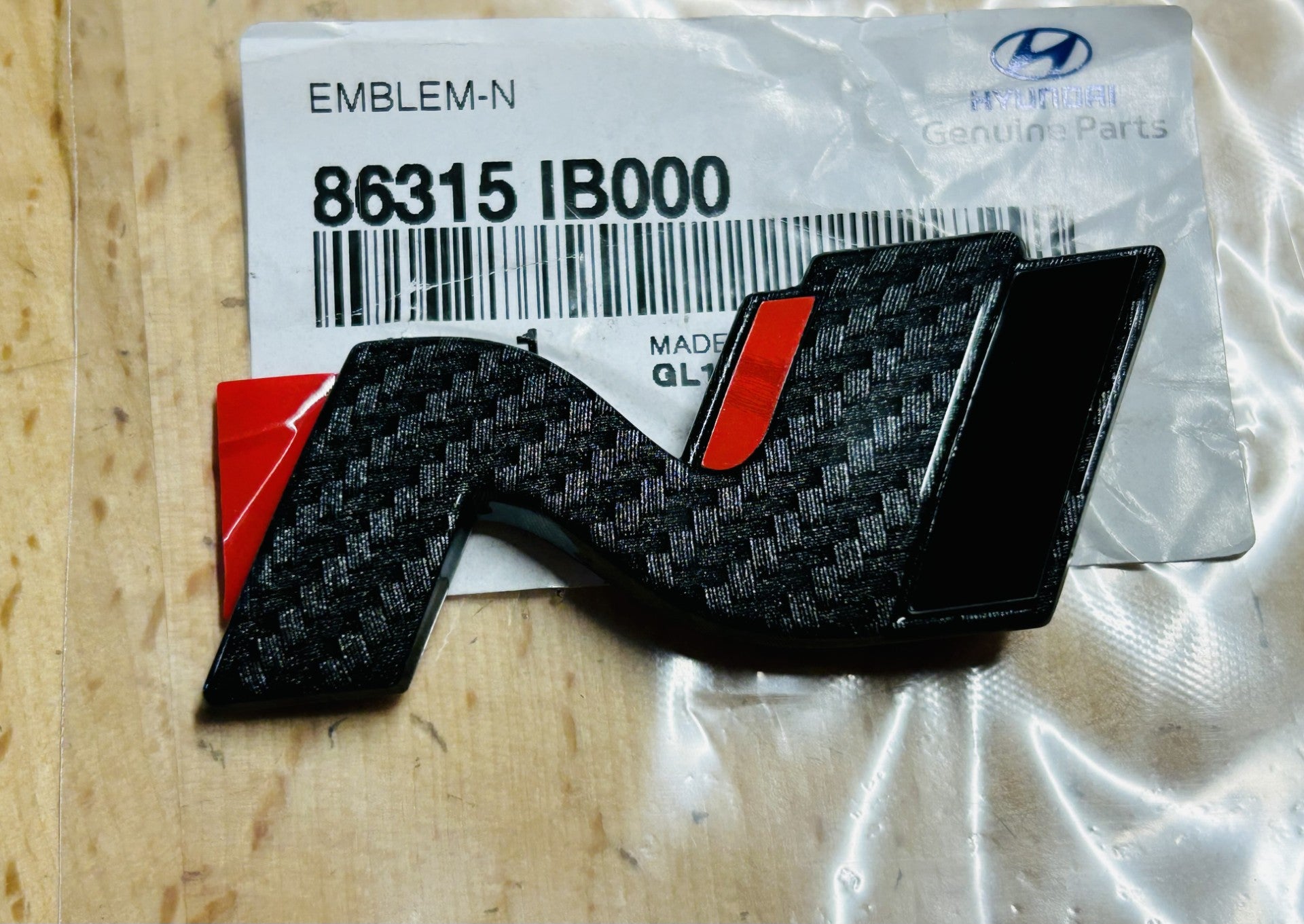 Hyundai Elantra "N" Carbon Fiber Front Grille Emblem – Deep Blue Chrome
