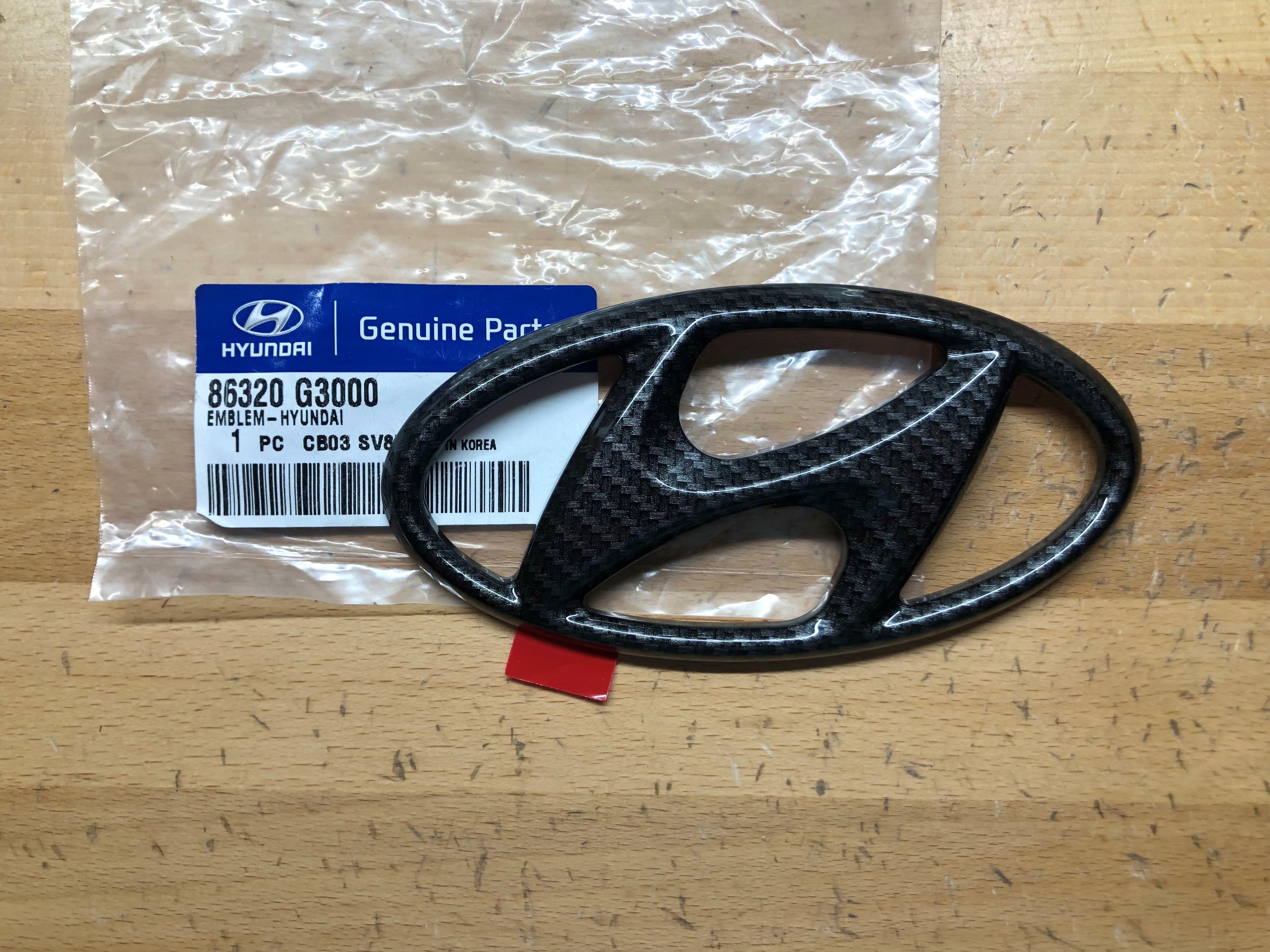 Hyundai Elantra GT i30 N Carbon Fiber Rear Emblem – Deep Blue Chrome