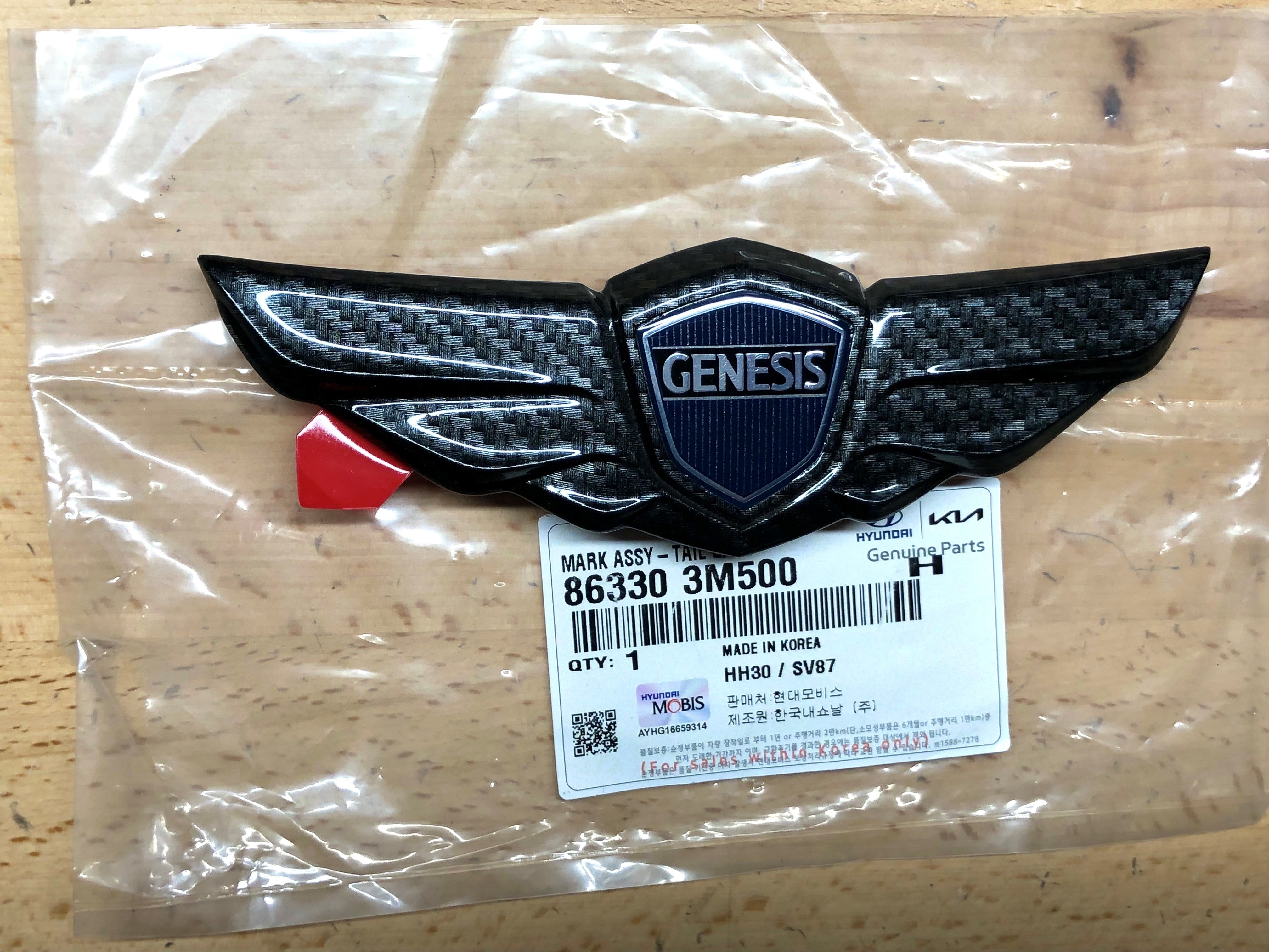 Hyundai Genesis 09-14 Sedan Rear Carbon Fiber Emblem – Deep Blue Chrome