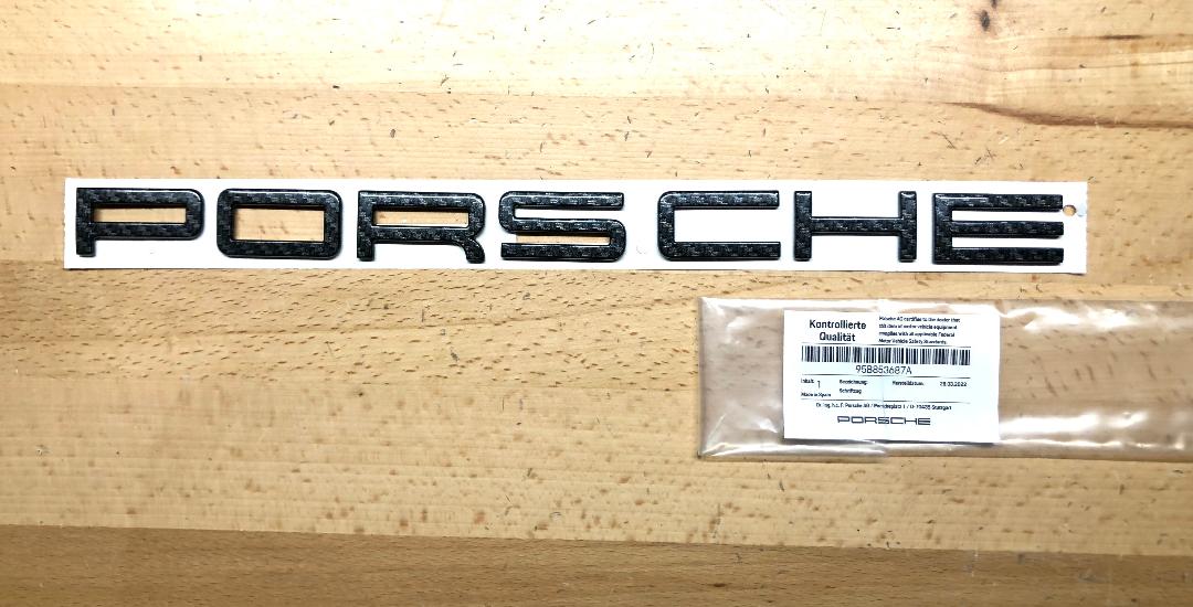 Porsche Macan Black Carbon Fiber Nameplate "PORSCHE" – Deep Blue Chrome